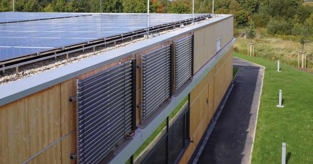 Solvarmeanlæg: Solceller og Solvarme | Viessmann DK